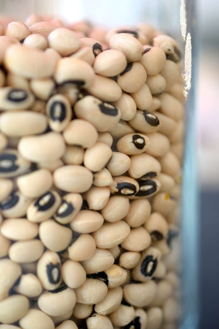 Curried Vegetarian Black-Eyed Peas Recipe - Cilantro and Citronella